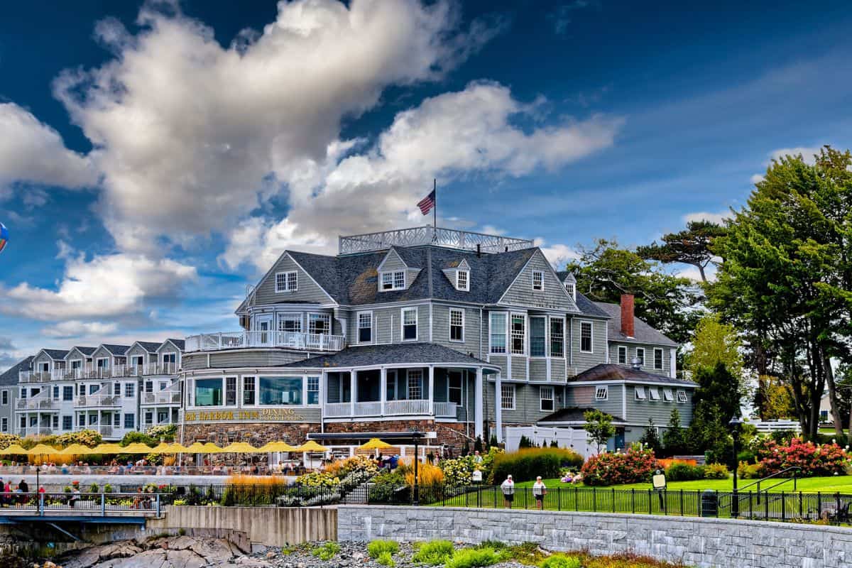 Maine’s 15 Best Oceanfront Hotels & Resorts You Need to Visit Right Now