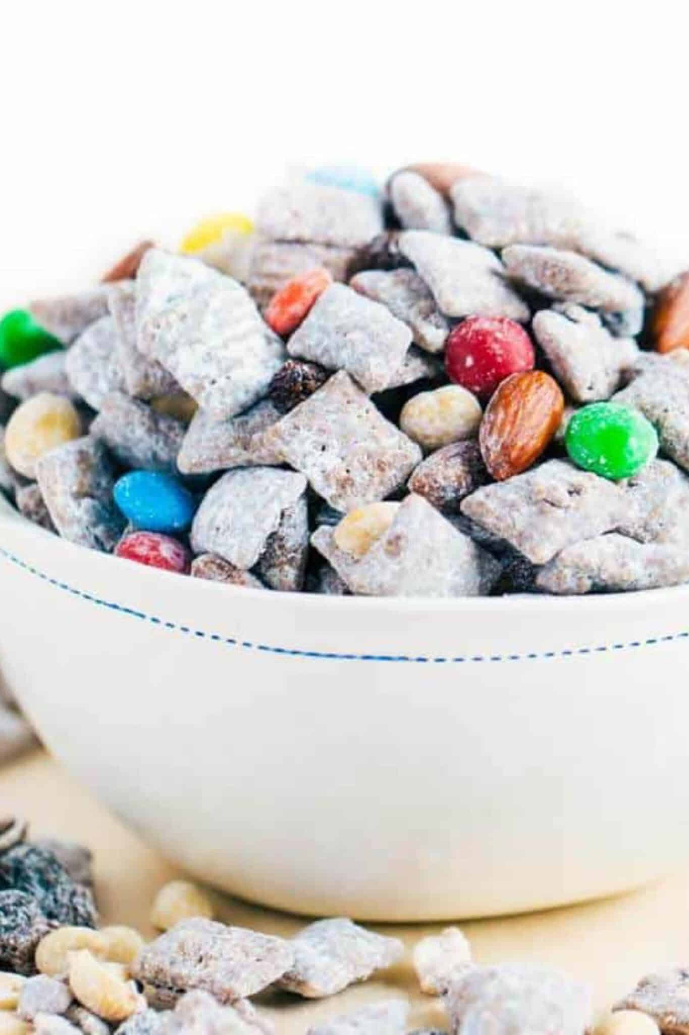 25 Fun and Easy Road Trip Snacks for Teens